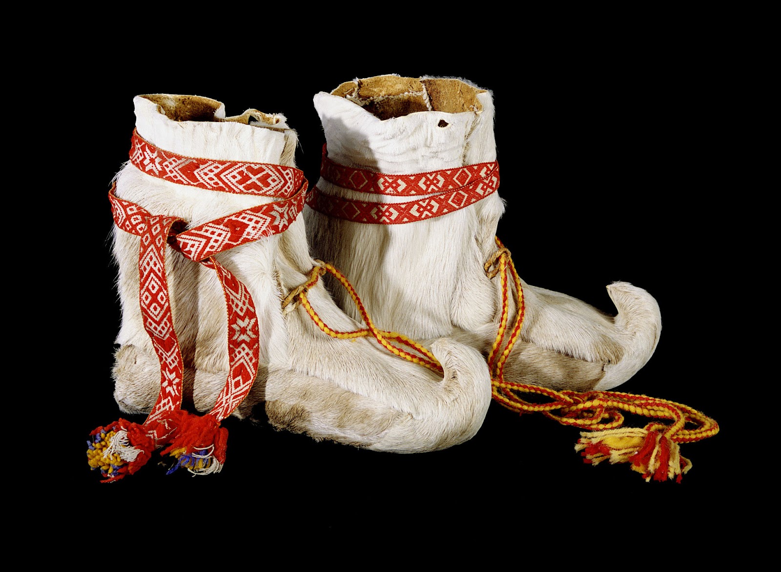 1000+ images about Sami Belts and Costumes on Pinterest