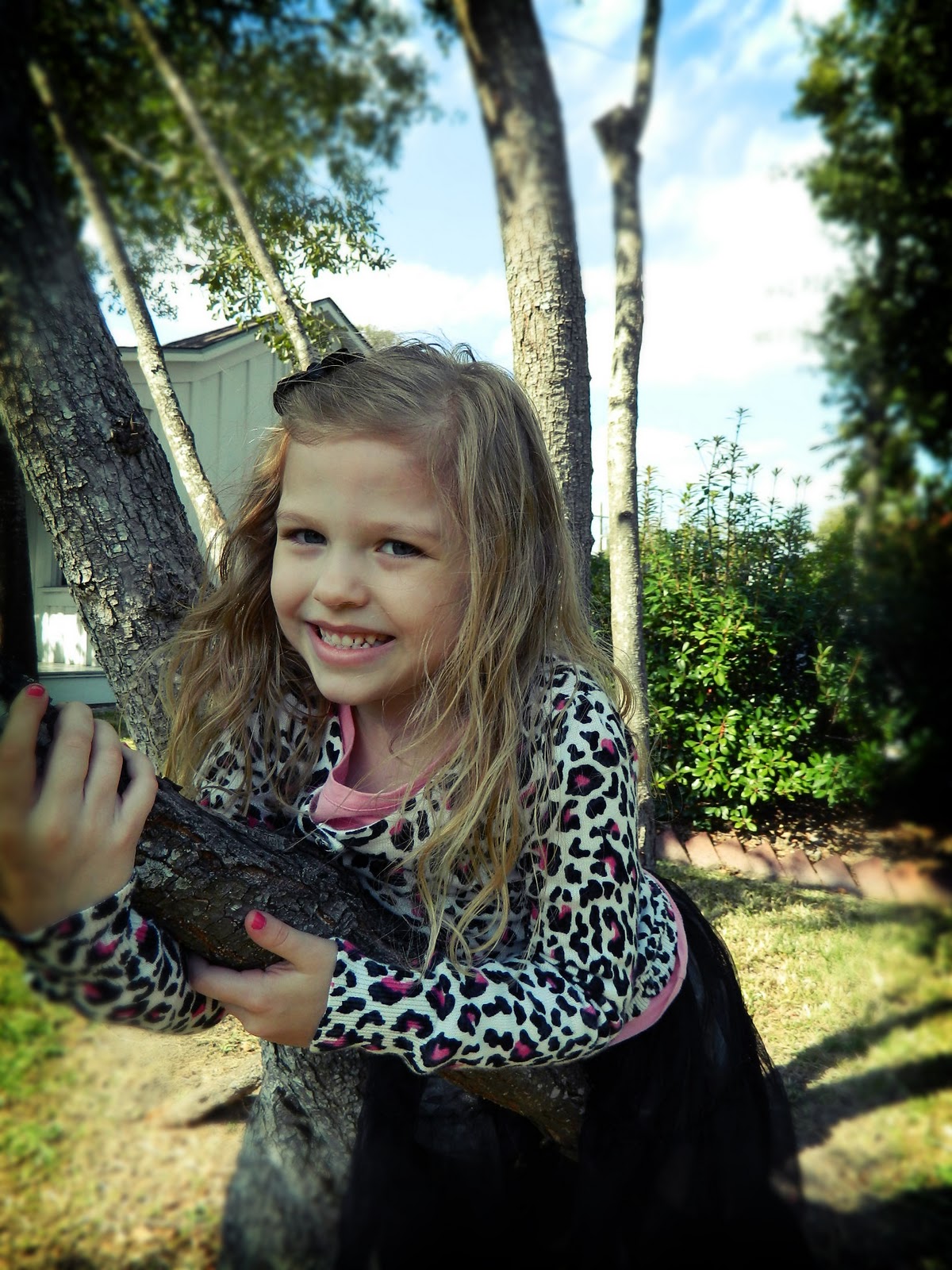 Cryer Montes: The Cryer Family