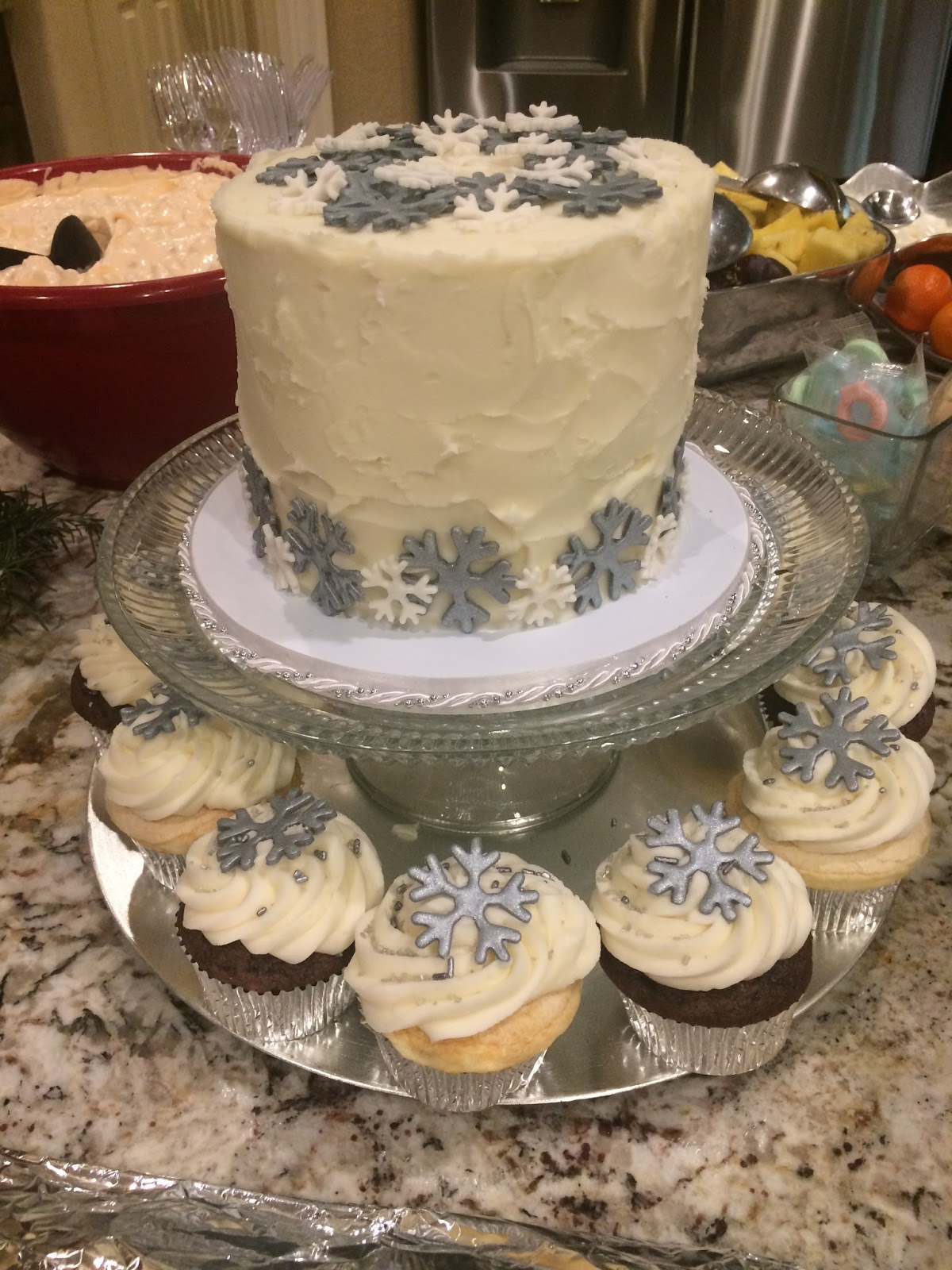 Frosted Insanity: Winter Snowflake Cake