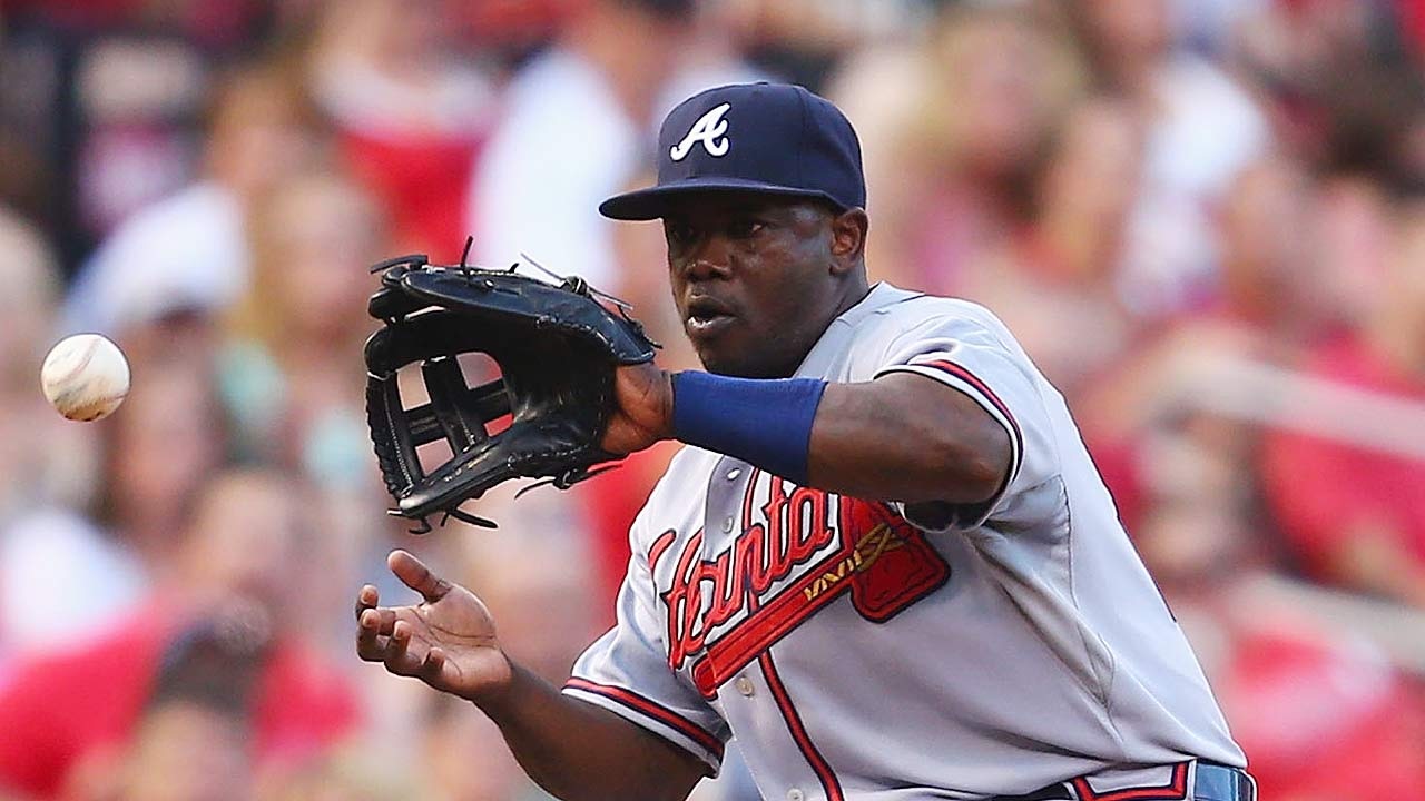 Los Bravos suben a Adonis García