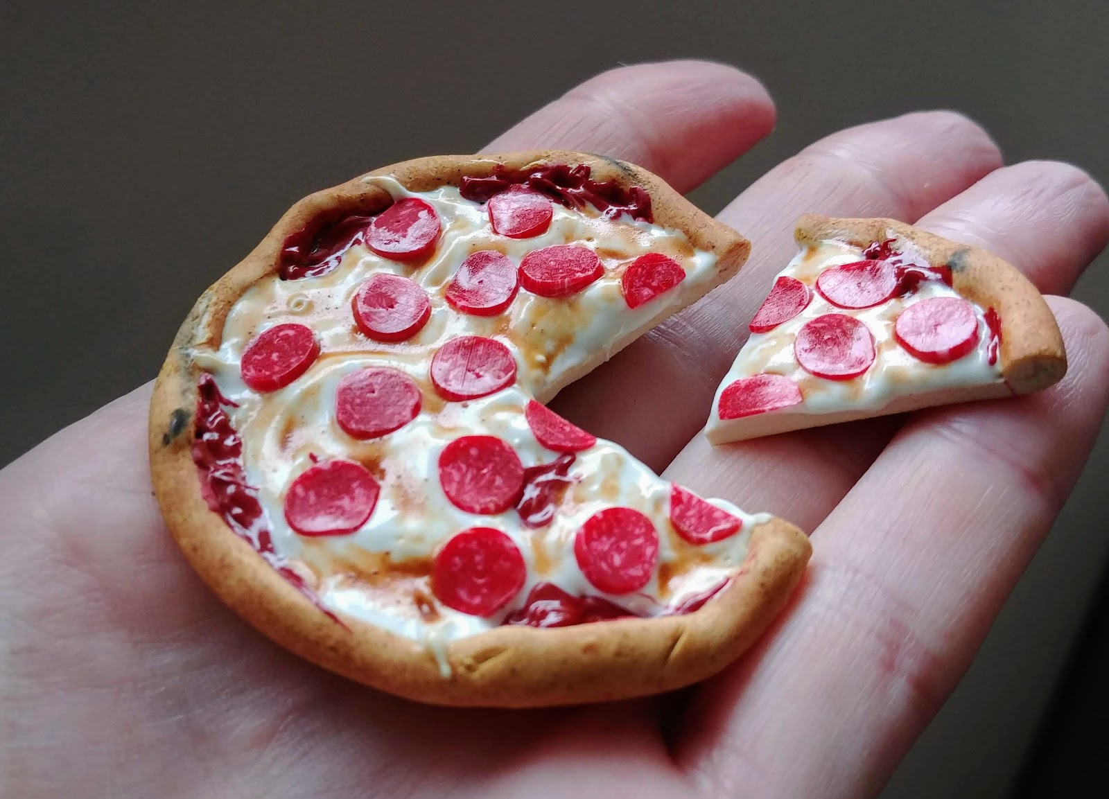 The Adventures of Arcly and Elo: Mini Pizza Take Two (Slices)