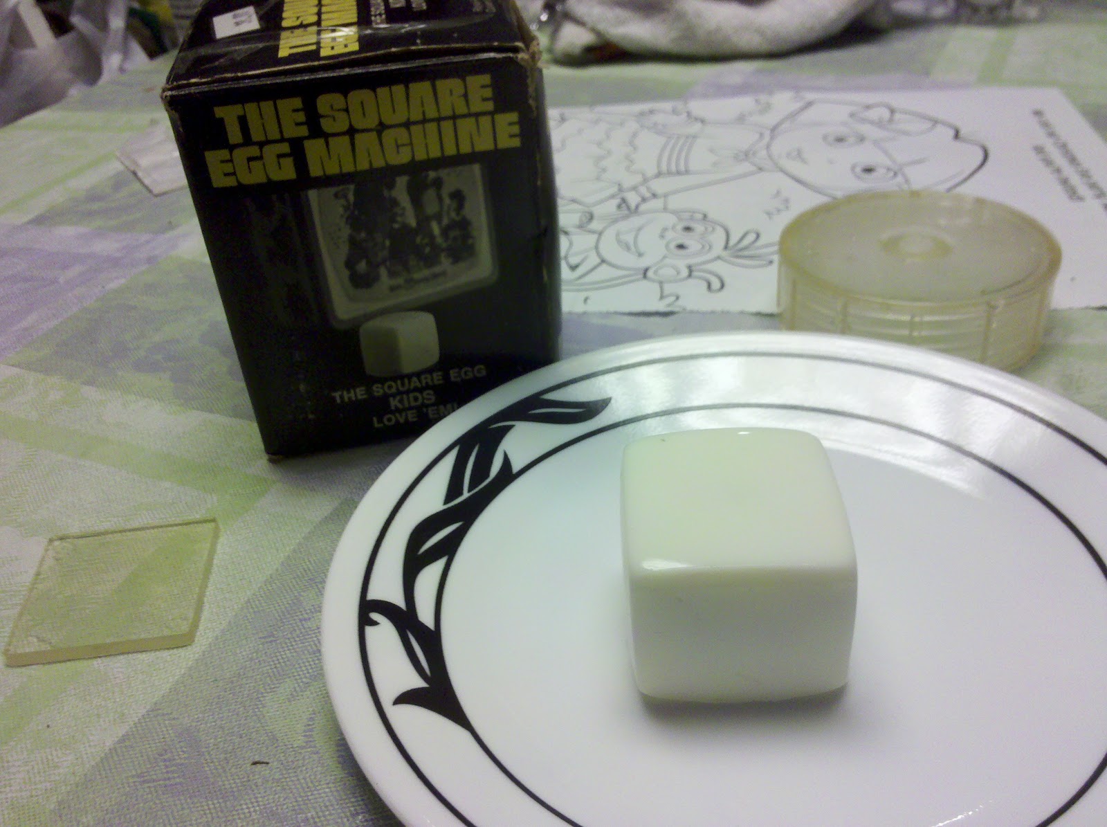 Where there had been darkness...: Hey, I finally used my square egg ...