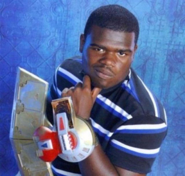 From Bad Hair to Cheesy Smiles, Here Are 40 of the Most Awkward School ...