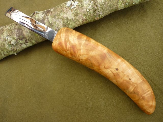 Jon Mac.Spoon Carving First Steps: The Nic Westermann Hook knife.