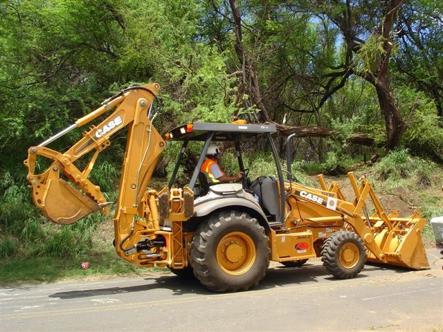 LORI TAMBUN,CASE,EXCAVATOR UNTUK DISEWA: KERJA TANAH DAN JENTERA BERAT