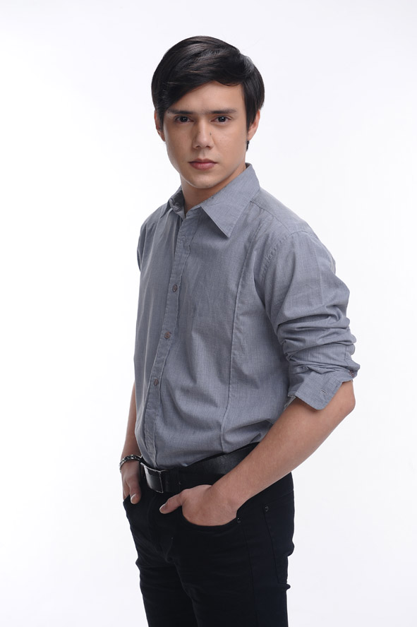 Pinoy Hunks: February 2012