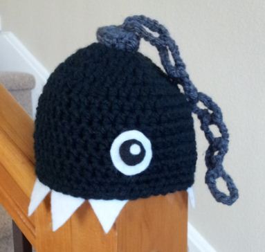 A GAMER'S WIFE: Giveaway: Baby Chain Chomp Hat