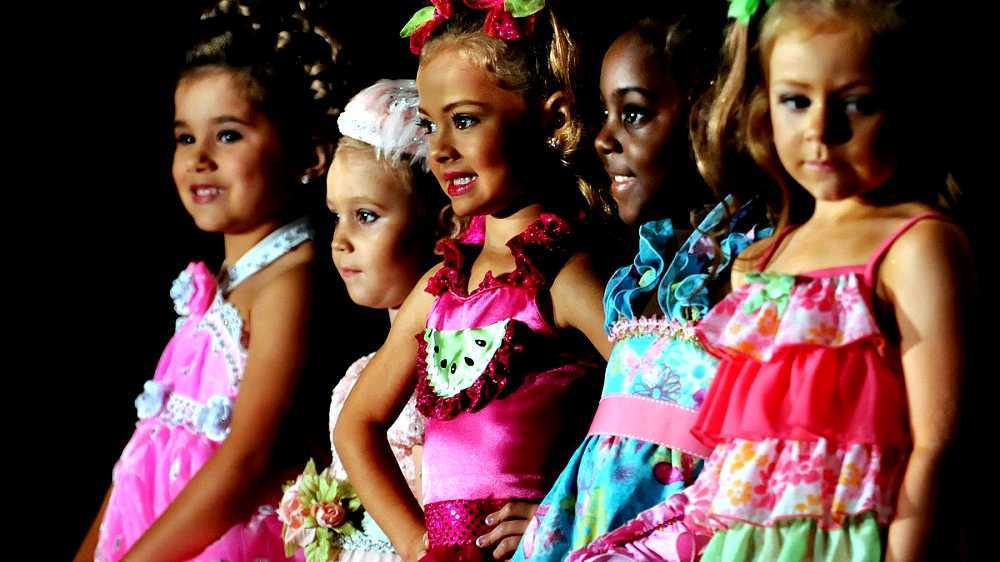 Child beauty pageant