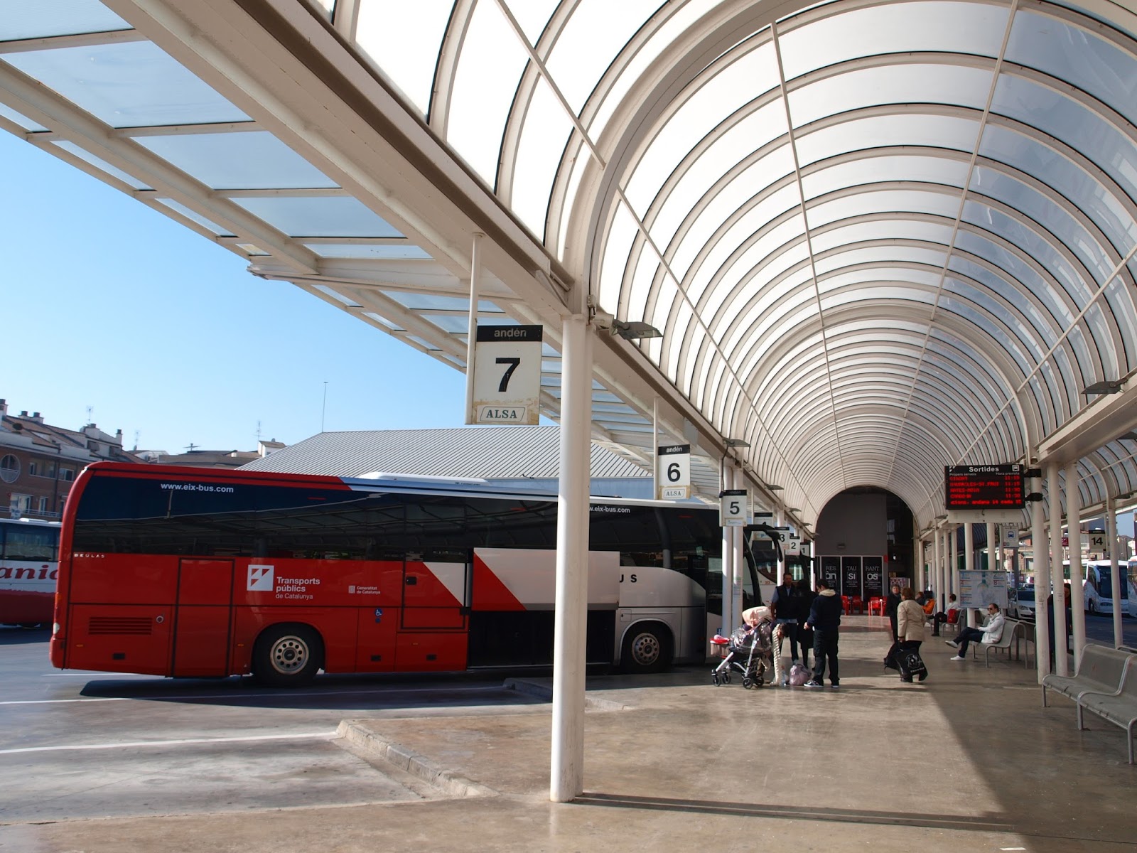 The traveler's drawer: MANRESA (Catalunya, España / Spain). Estació d ...