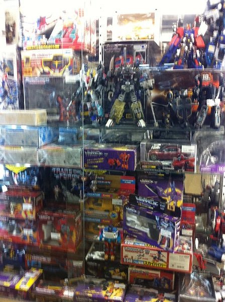 Heroic Decepticon: Heroic's Osaka Transformers toy shopping guide