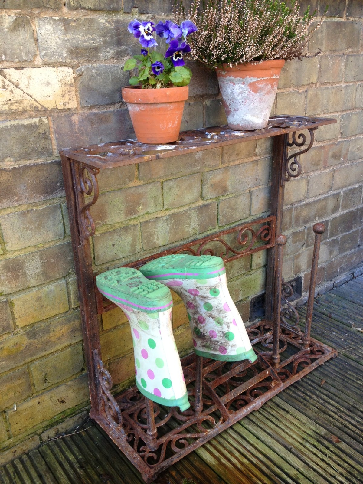 Me and my shadow: Magpie Monday - Making a Stand for family time