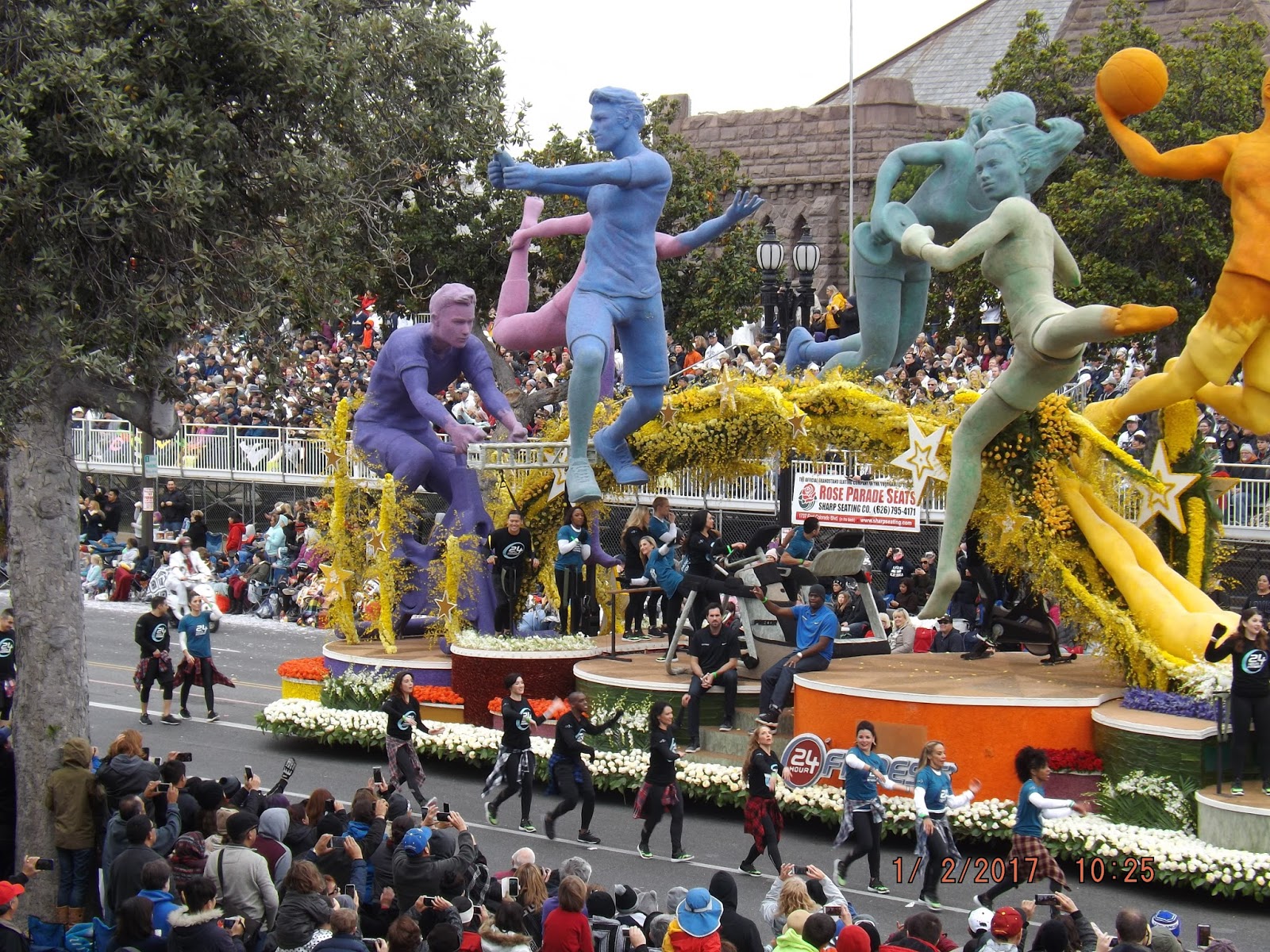 Up to Speed: Rose Bowl Parade 2017 Floats