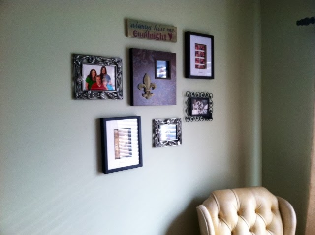 Real House Life: How to Create a Wall of Pictures