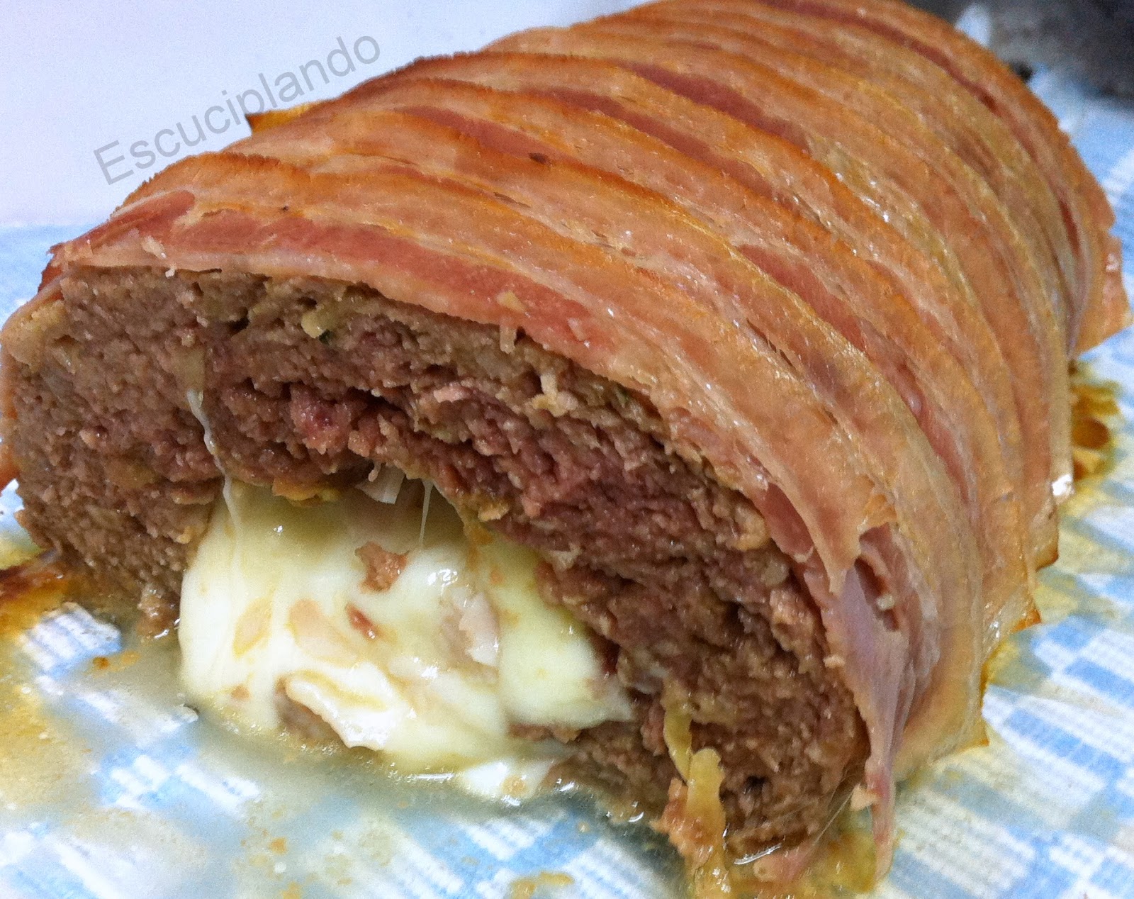 Escuciplando: ROLLO DE CARNE RELLENO