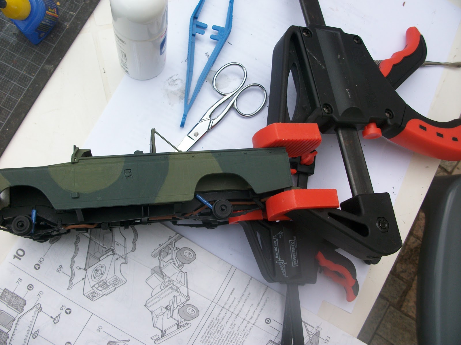 Maquettes Dioramas Sampiero Models: Land Rover 109 paratroopers