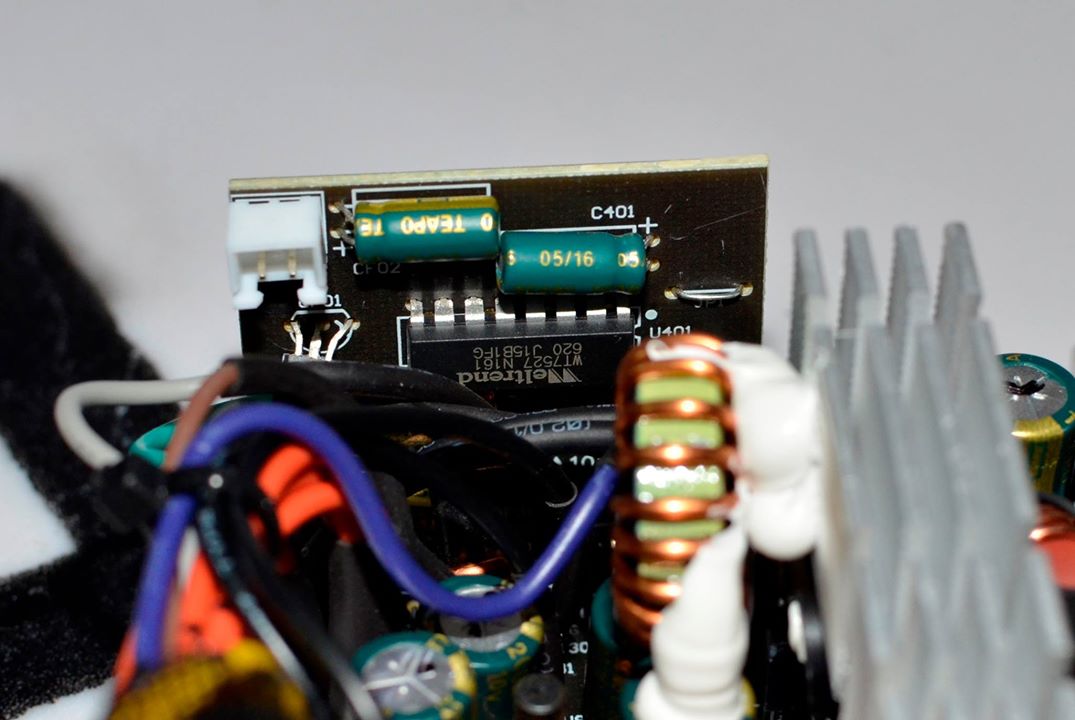 REVIEW - Corsair VS400