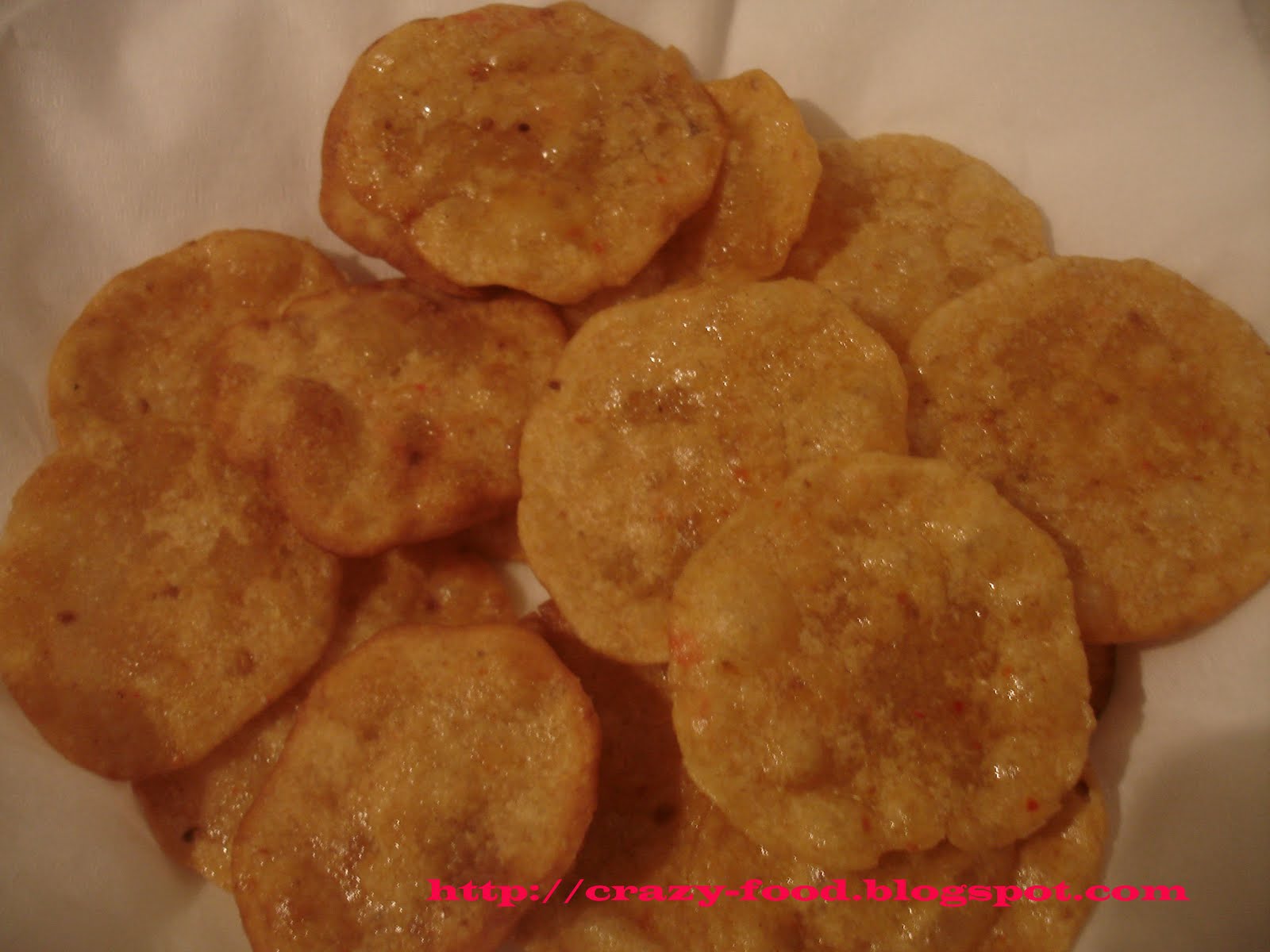 Crazy Food: Mini papadum with paprika hummus