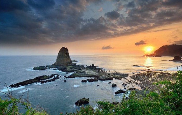 Pantai Papuma Jember, Pantai Paling Eksotis Di Jawa Timur ~ Yuk Pegi