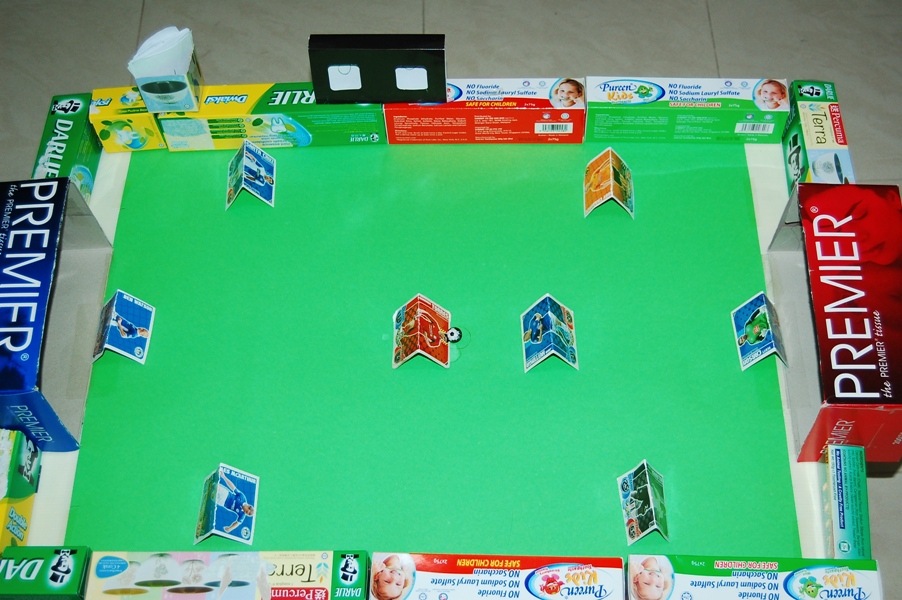 Cardboard 'Finger Soccer' - 1 Oct 2012