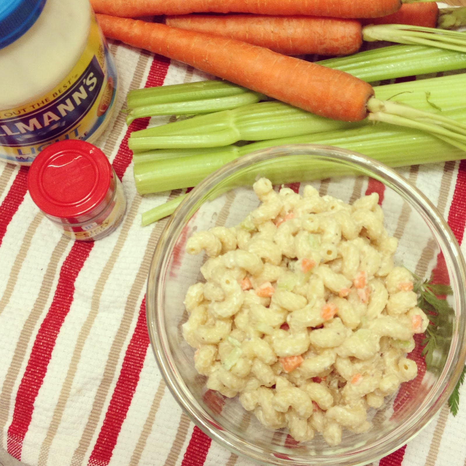Crafty Lumberjacks: Macaroni Monday; Mom's Classic.