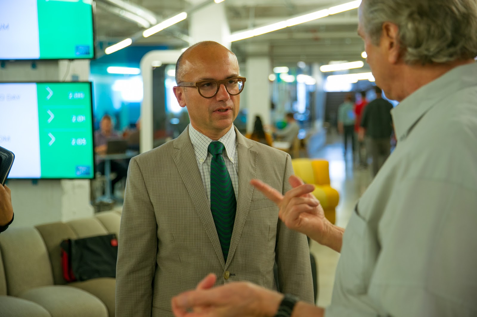 Hindsight : 1871 Welcomes New French Consul General Guillaume Lacroix