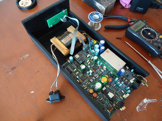 THE ORRONOCO AUDIO DIY: Meridian DAC 203 Converting AC Voltage to 220 Volt