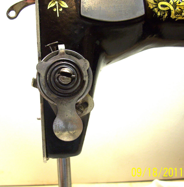 My Sewing Machine Obsession: Singer 128 Tension assembly