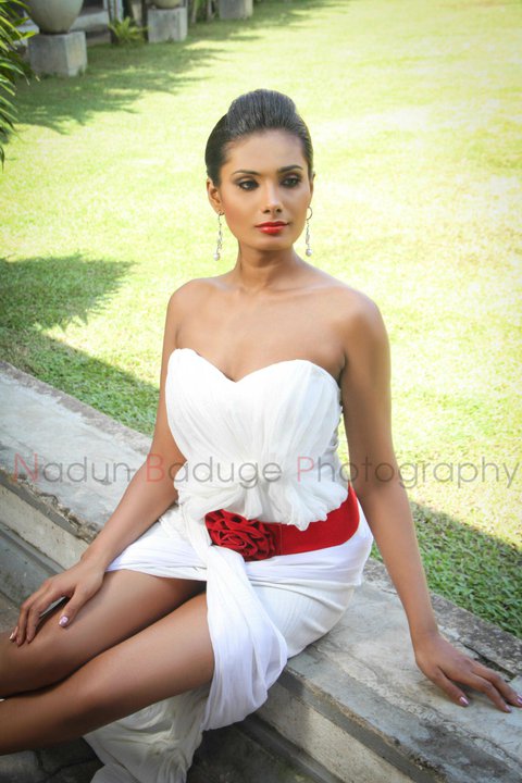 Ceylon Celebrities: Nadeeka Perera's Hottest Photos
