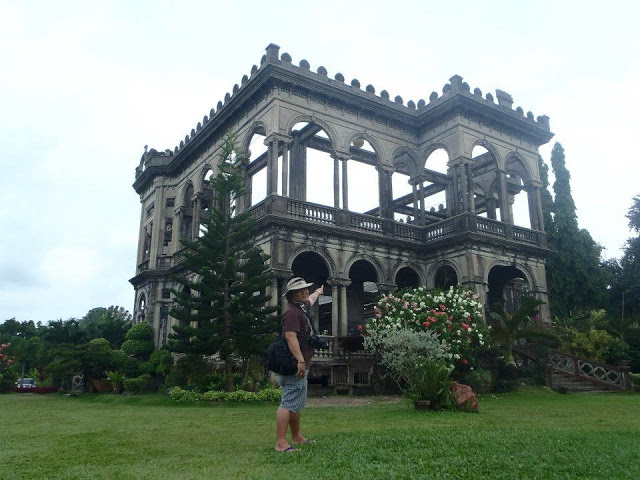 Smart Backpacker: Top 10 Ruins in the Philippines for Tourists