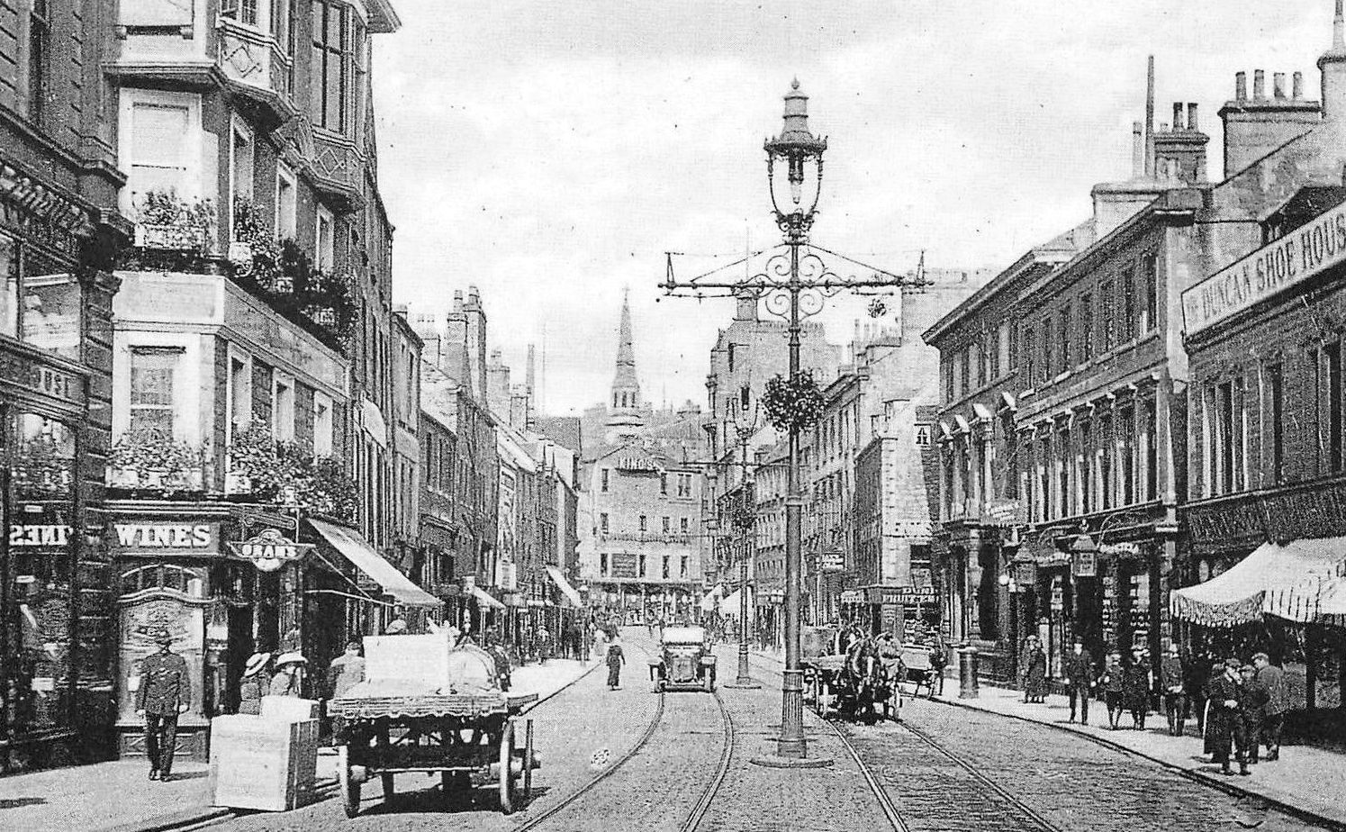 Tour Scotland: Old Photograph Murraygate Dundee Scotland
