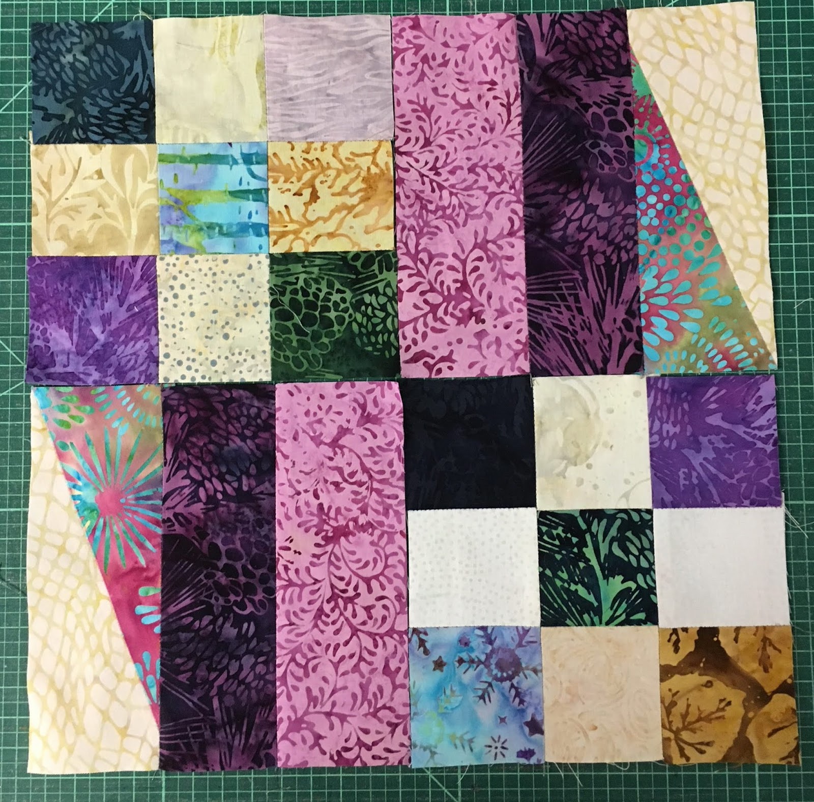 MooseStash Quilting: Secondary Pattern with Island Batik