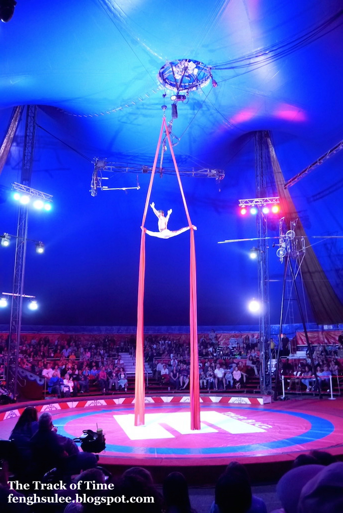 Big E 2015 - Circus Spectacular | The Track of Time
