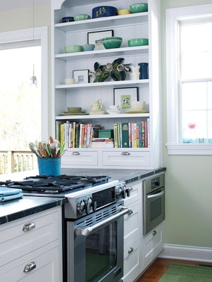 All Things Luxurious: Kitchens and Built-In Bookshelves: A Round-Up