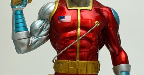 SNEAK PEEK : New Images Of 'Deathlok'