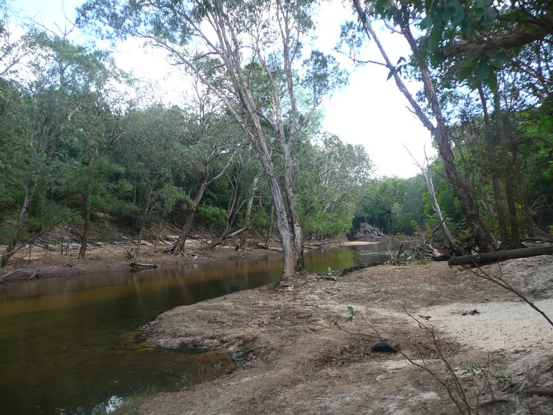 The Clarke's Aussie Adventure: 16 August 2011 - Elliot Falls ...