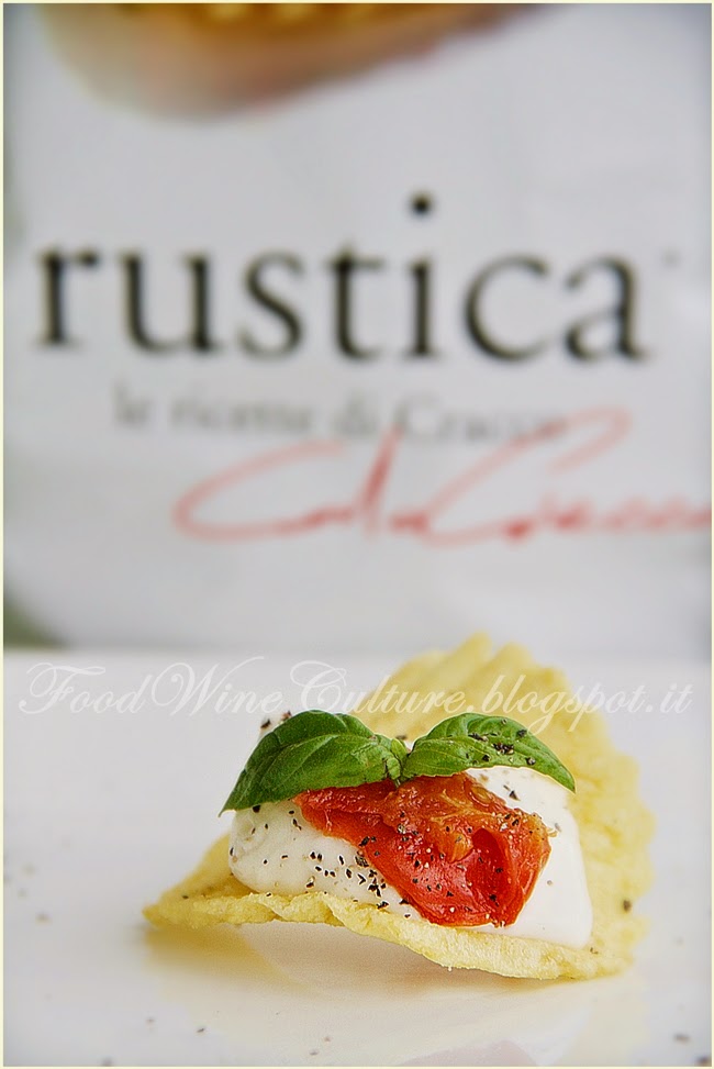 “Rustica” San Carlo con Formaggio Fresco, Pepe Nero, Basilico e ...
