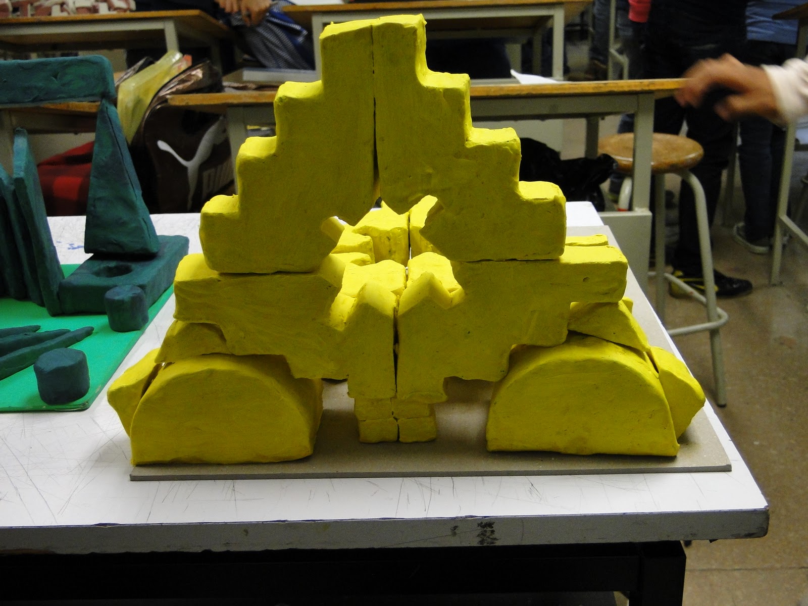 PROYECTOS ARQUITECTONICOS I: TRANSFORMACION DEL CUBO DE FORMA PLASTICA