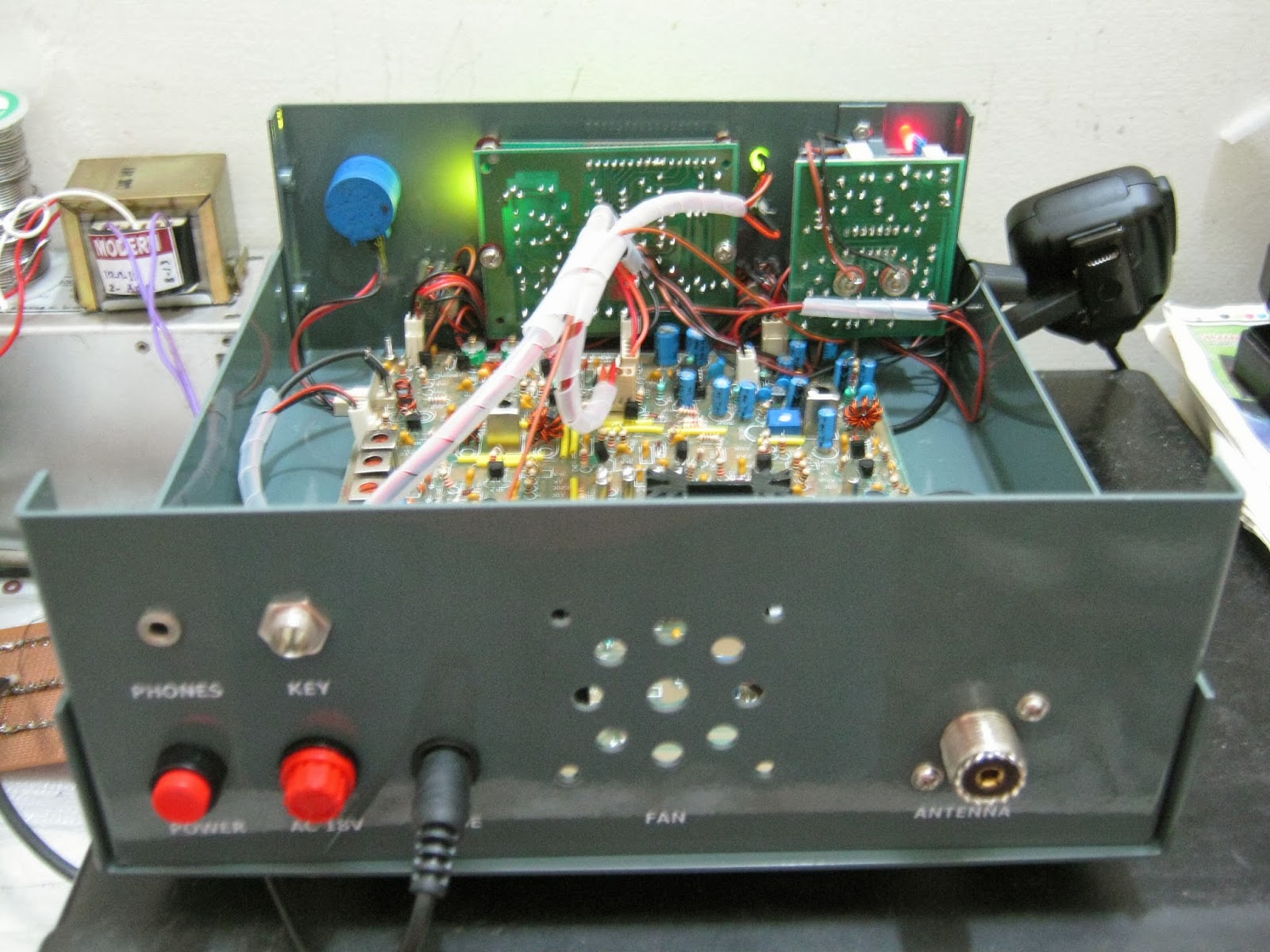 BITX SSB QRP TCVR FOR HAM RADIO: Pictures of Working Bitx Ver 3B
