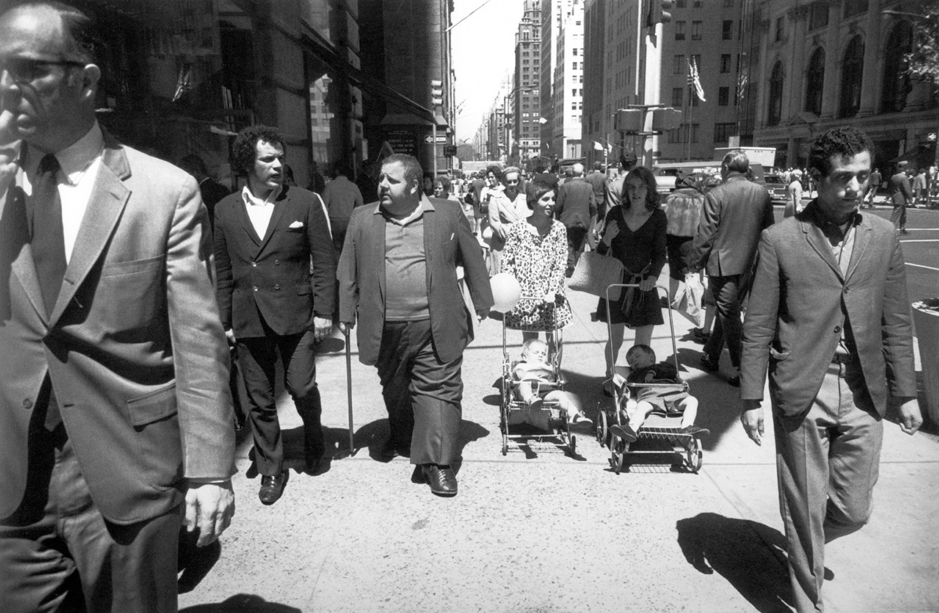 Harvey Benge: Garry Winogrand at SFMoMA