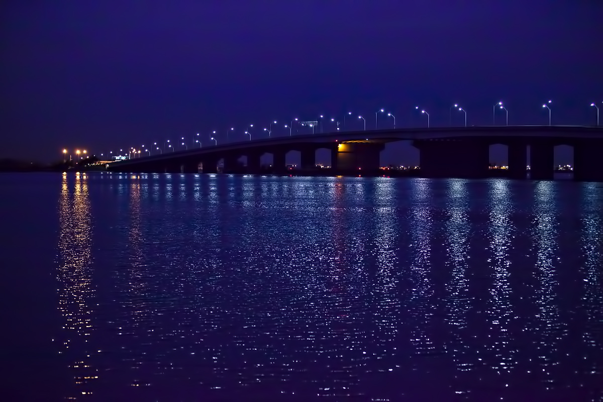 See What I See: 黎明前的 跨湾大桥 Cross bay bridge（Rockwaybeach）