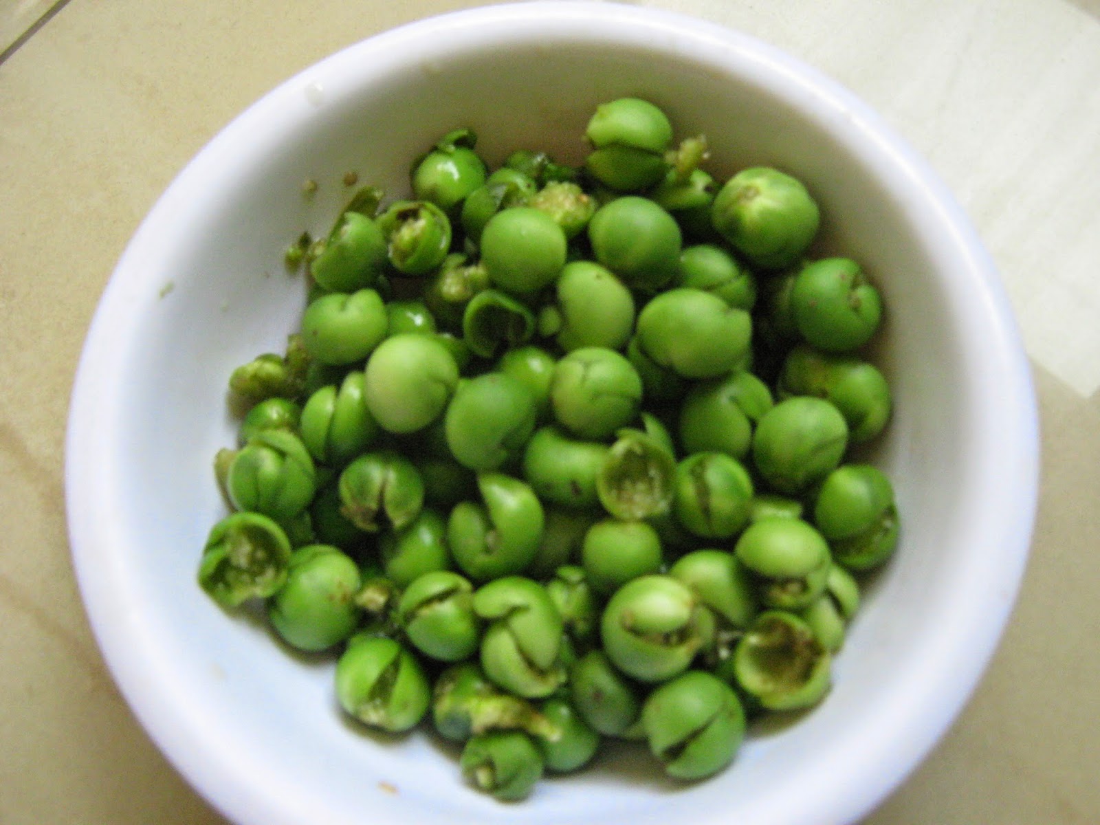 Pachai Sundakkai Murungakkai Kara Kuzhambu / Turkey Berry Drumstick ...