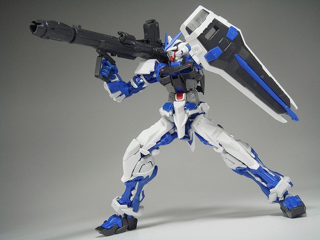 Review: P-Bandai: RG 1/144 Gundam Astray Blue Frame by WOLT