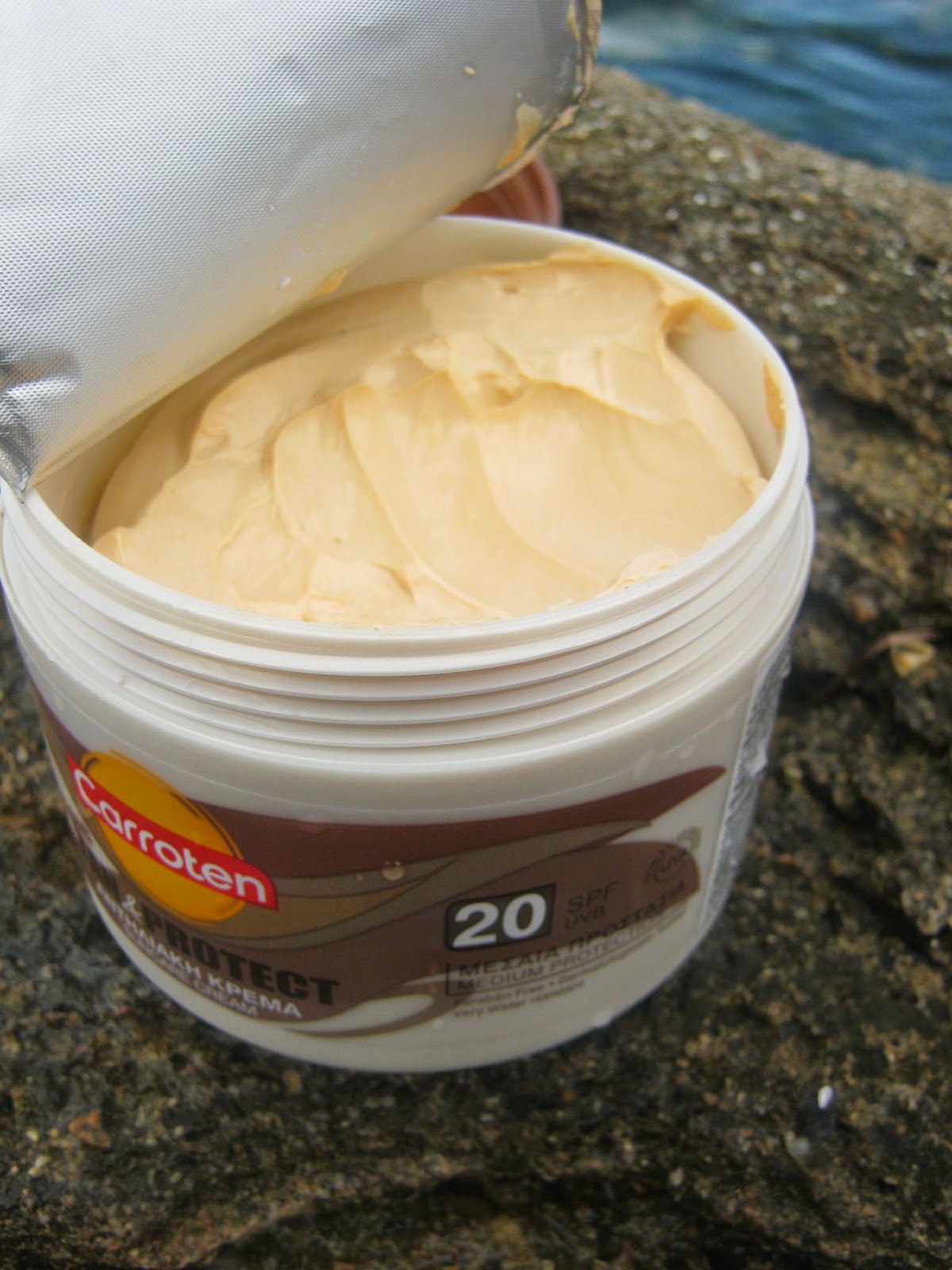 Слънцезащитен крем CARROTEN Magic Tan & Protect SPF 20☼ | Thingamyjic