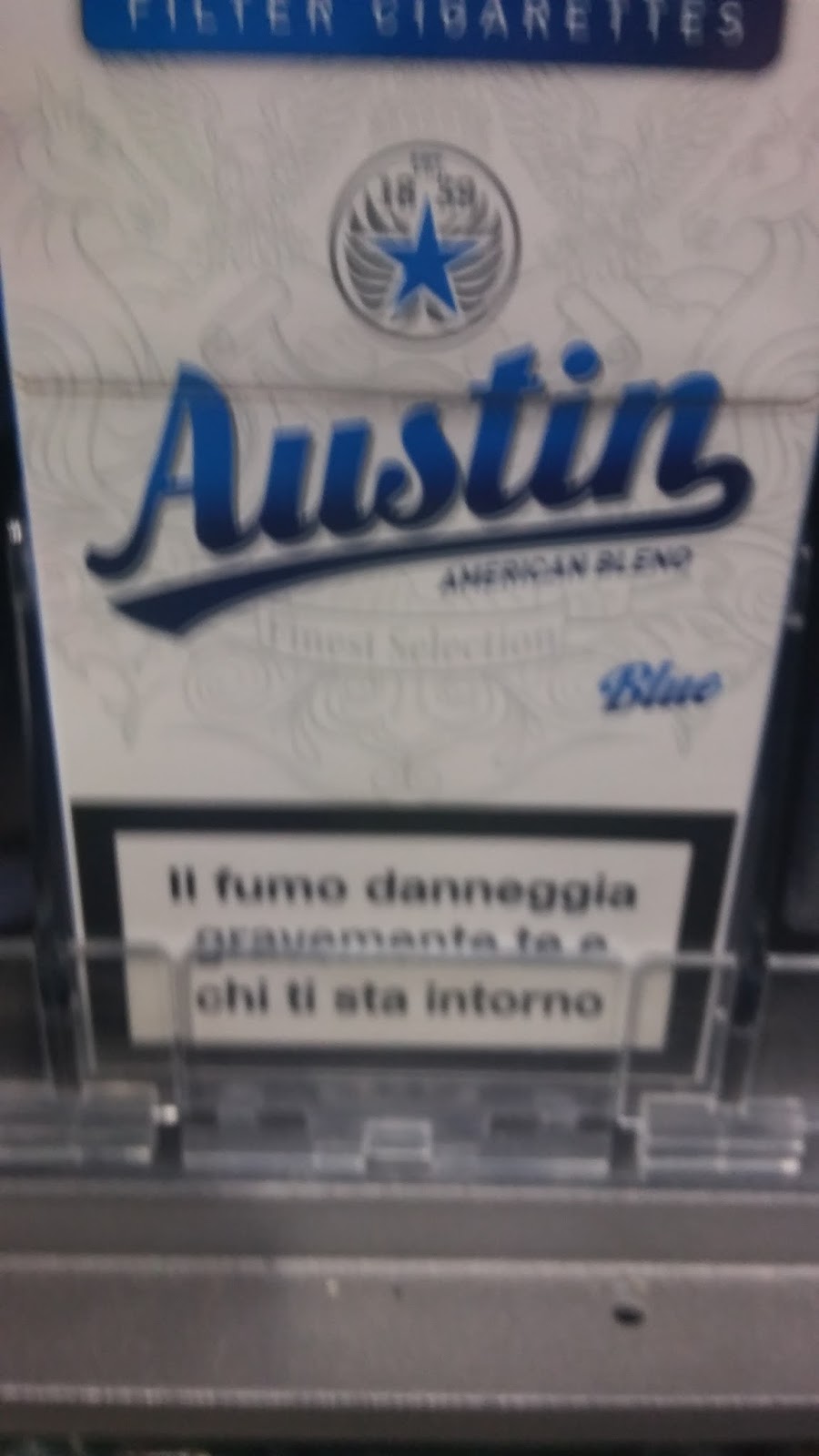 tabaccheriamauriziofuma: fumare fuori dal coro SIGARETTE AUSTIN BLUE