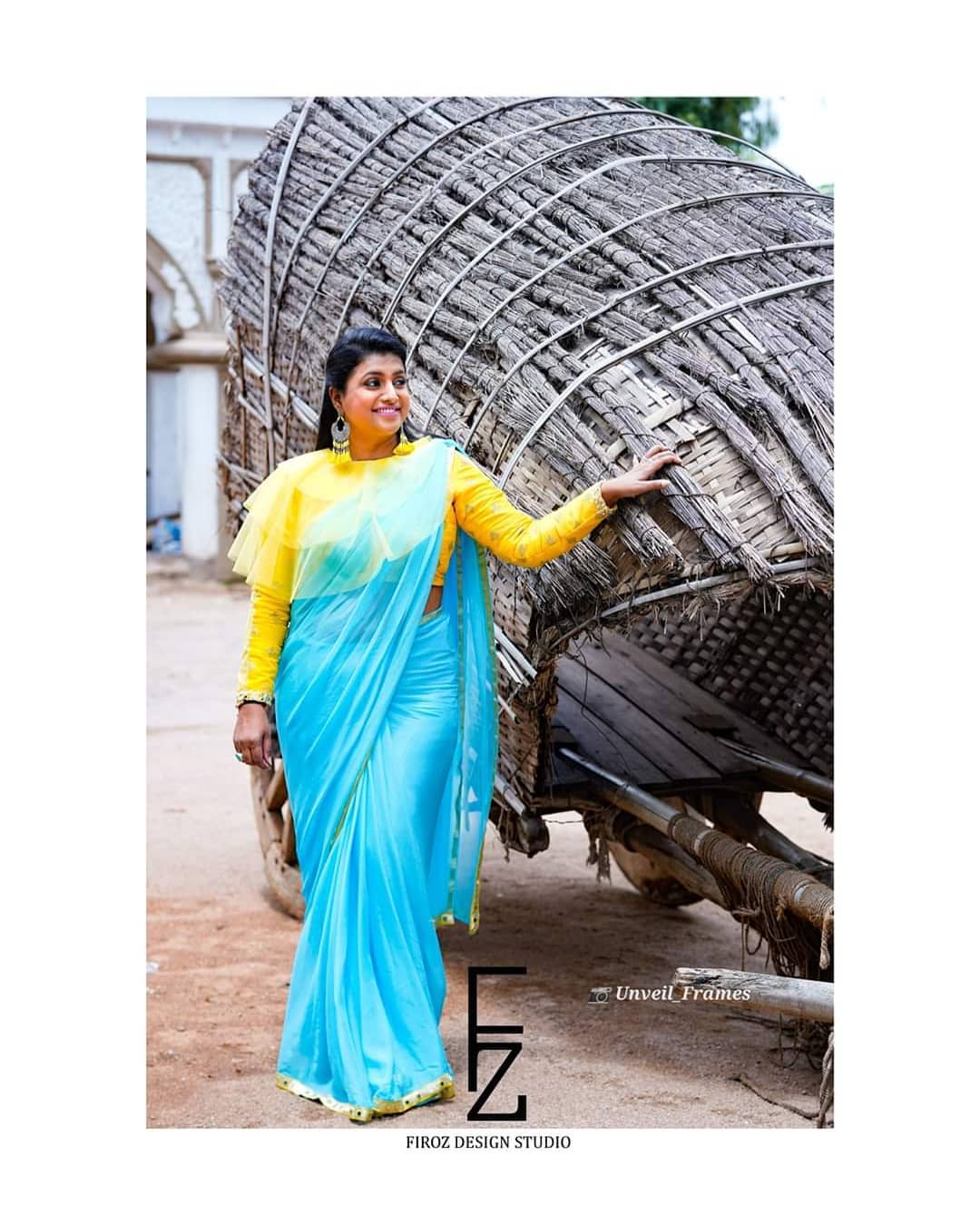 Actress Roja Selvamani in Stunning Photoshoot In Saree