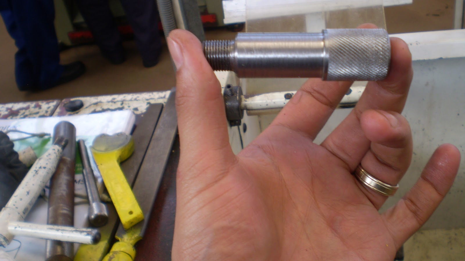Ricardo de Macedo: Making a Piston stop tool