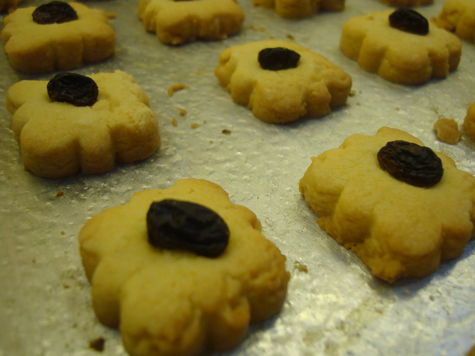 PURPLE TURQUOISE : Biskut Corn flakes (Crunchy)