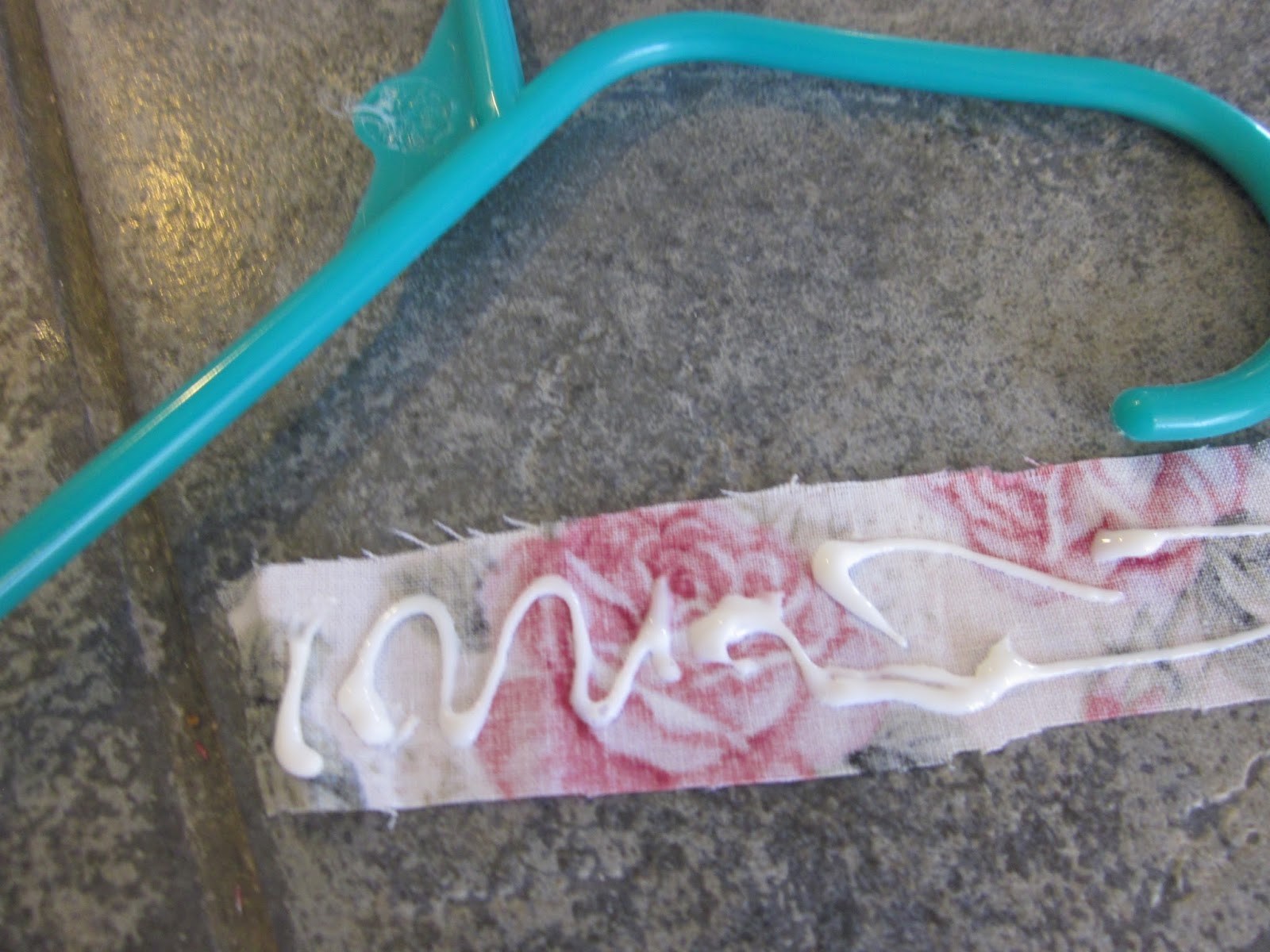 Queen B Creates: Fabric Wrapped Hangers