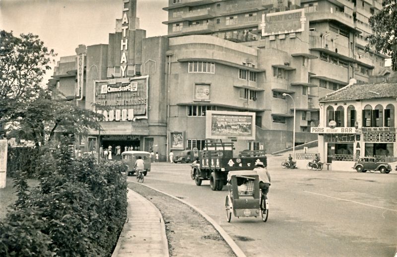 45 Black and White Snapshots That Capture Everyday Life of Singapore in ...