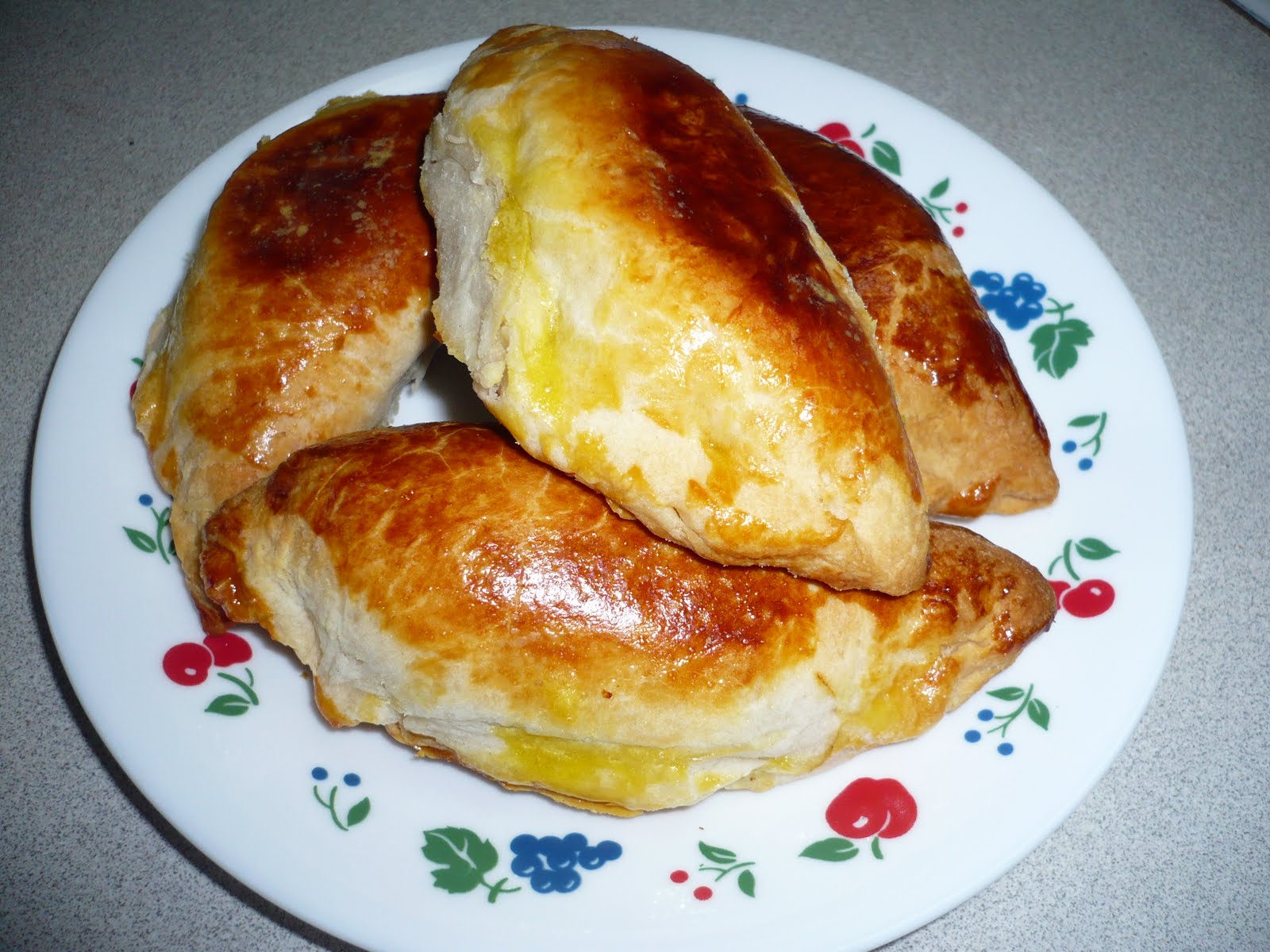 TrucVy-Zoe's Zone: Tandoori Chicken Puffs